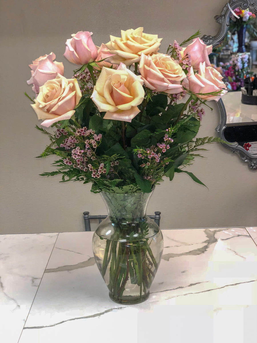 Rose Flower Arrangements - Rose Bouquet Delivery Online – Tinas Flowers ...